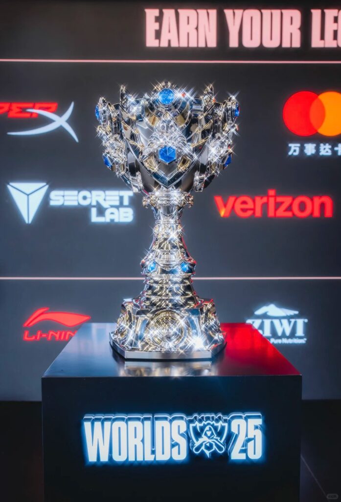 英雄联盟s15总决赛今日（11.09）下午三点即将开始，海外想要看中文解说比赛的发现卡顿有限制该怎么办？-Sixfast回国加速器—海外华人必备！